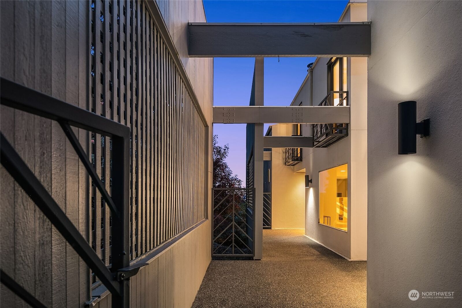 4 bed Mercer Island home for sale: 7351 West Mercer Way, Mercer Island ...