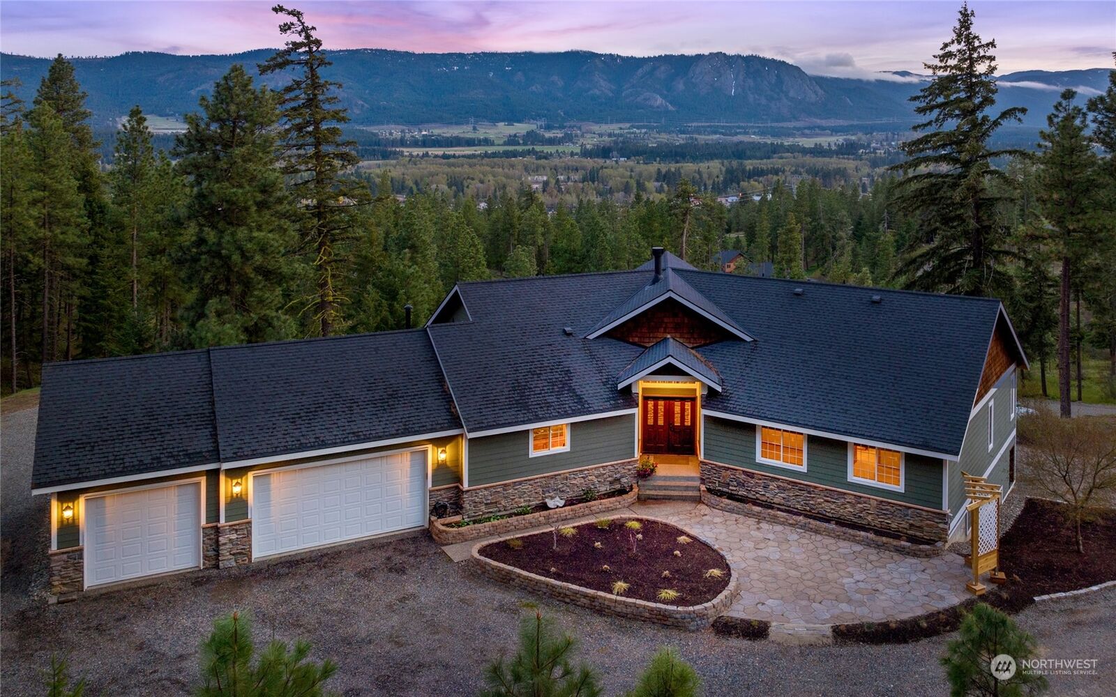 3 bed Cle Elum home for sale: 731 Owl Ridge Drive, Cle Elum, WA 98922