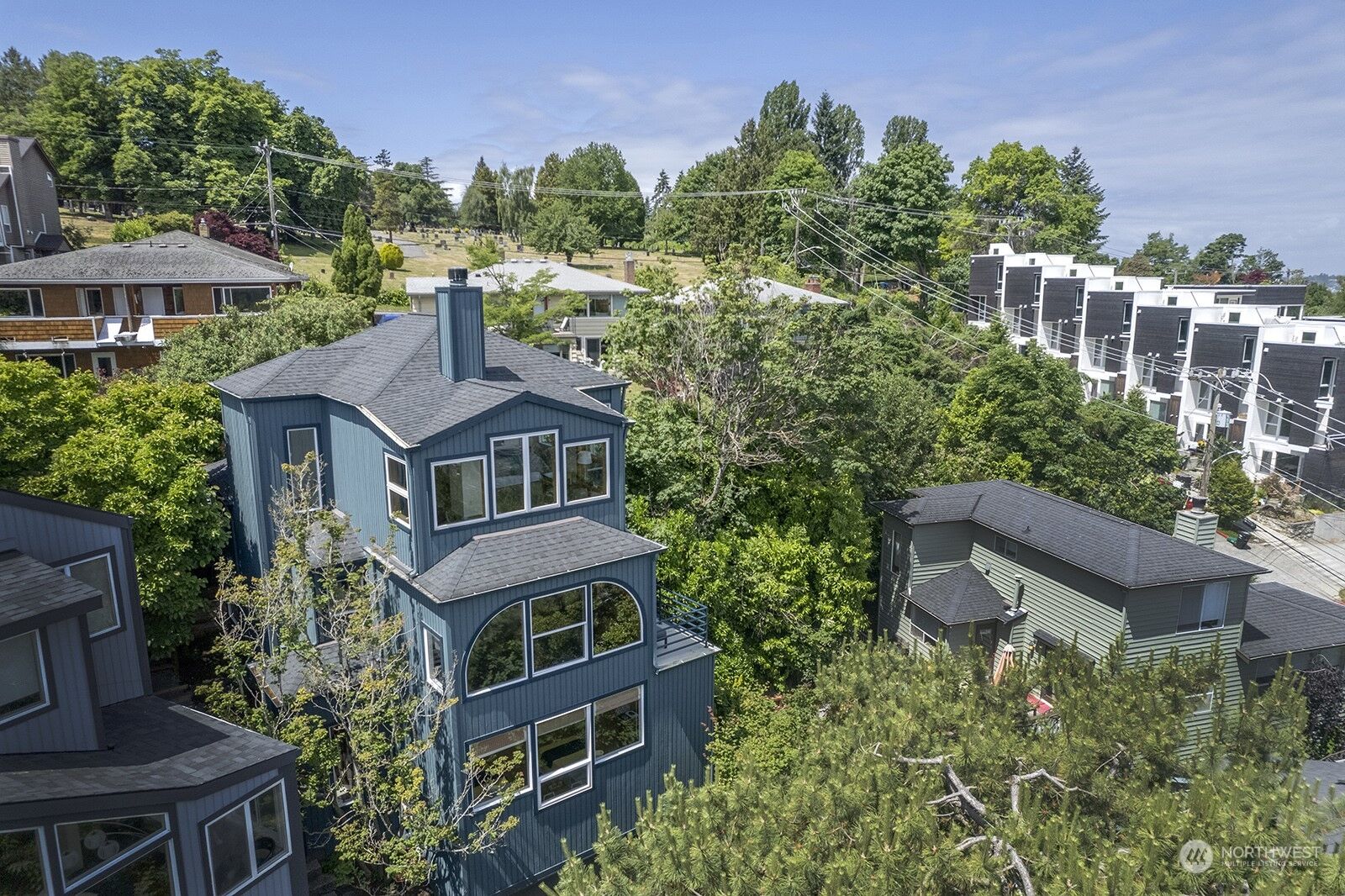 MLS#2125296: 2915 4th Avenue W, Seattle, WA 98119