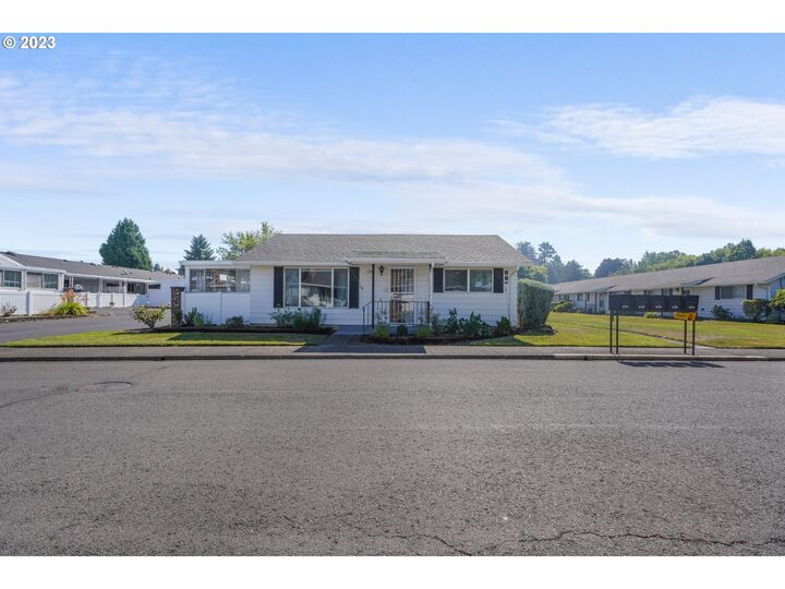 MLS#23522877: 634 NE Fleming Ave, Gresham, OR 97030
