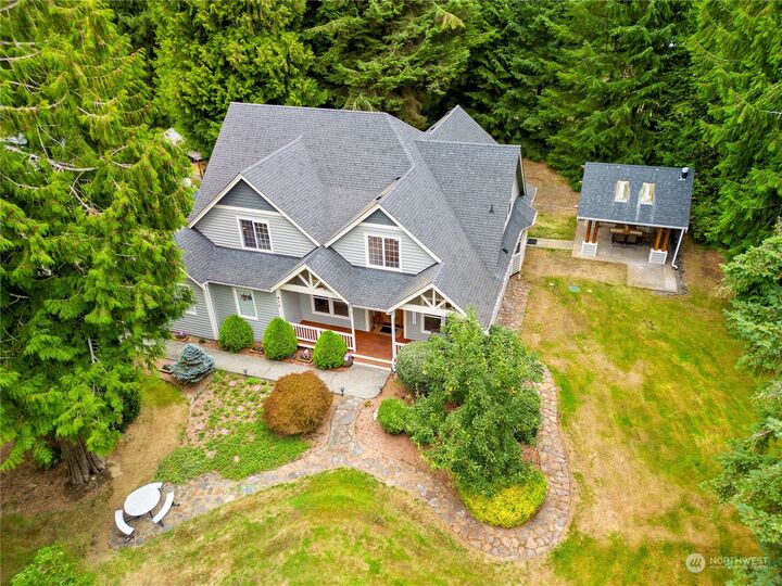 Home for sale in Poulsbo: 472 NE Oyster Point Drive, Poulsbo, WA 98370