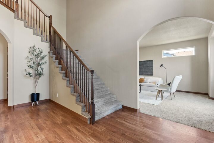 House for sale in Spokane: 9903 N Austin Ln, Spokane, WA 99208