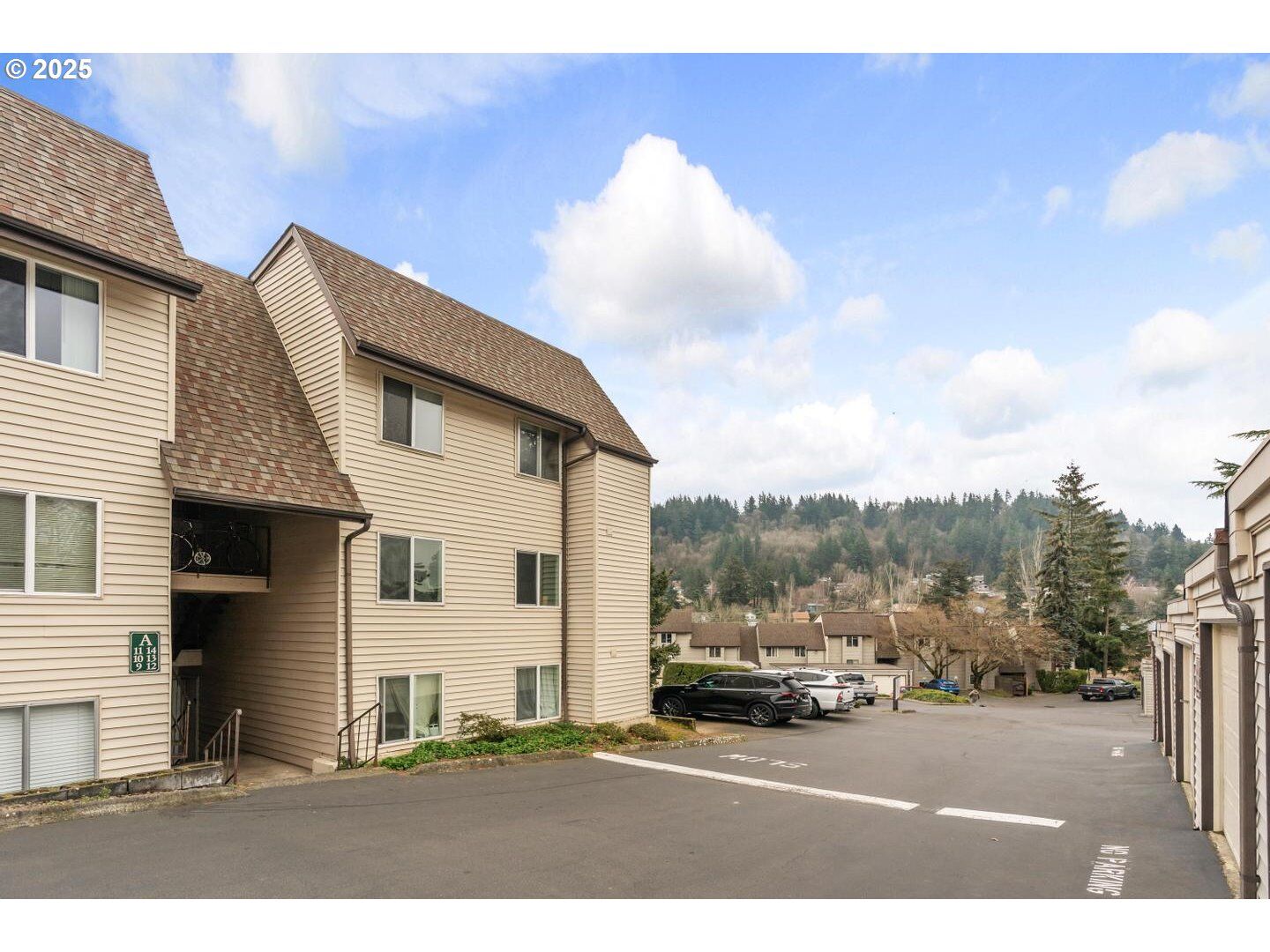 2 bed Gresham home for sale: 200 SW Florence Ave A-11, Gresham, OR 97080