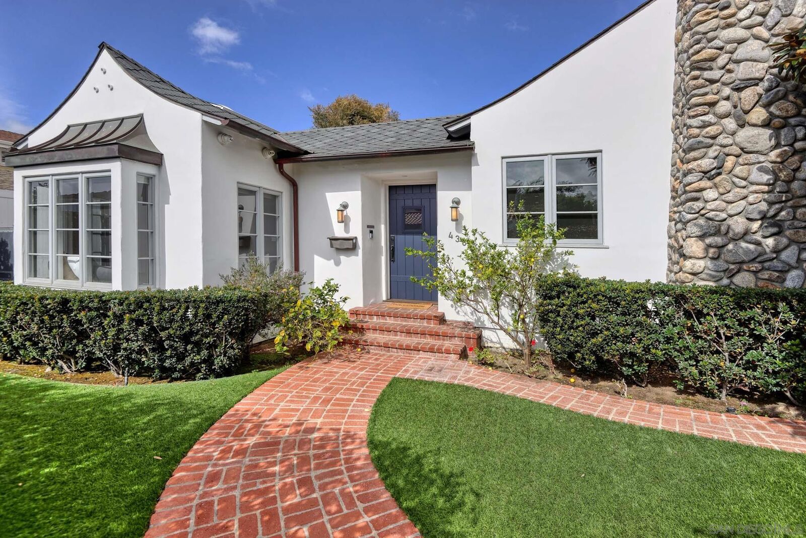 Home for sale in La Jolla: 438 Sea Lane, La Jolla, CA 92037