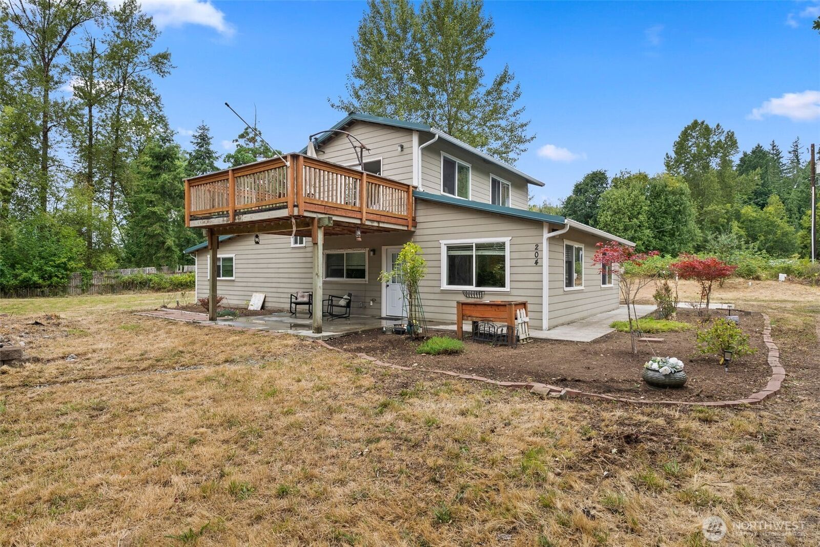 3 bed Oakville home for sale: 204 Murray Street, Oakville, WA 98568