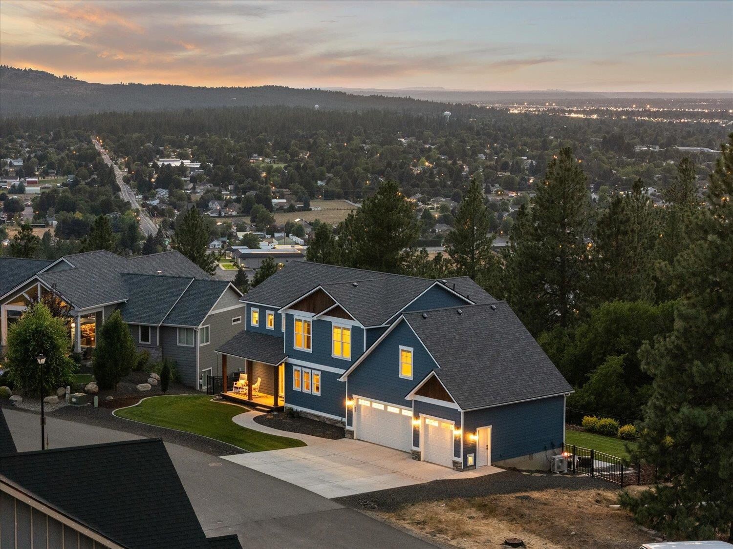 MLS#202525856: 2526 S Man O War Ln, Veradale, WA 99037