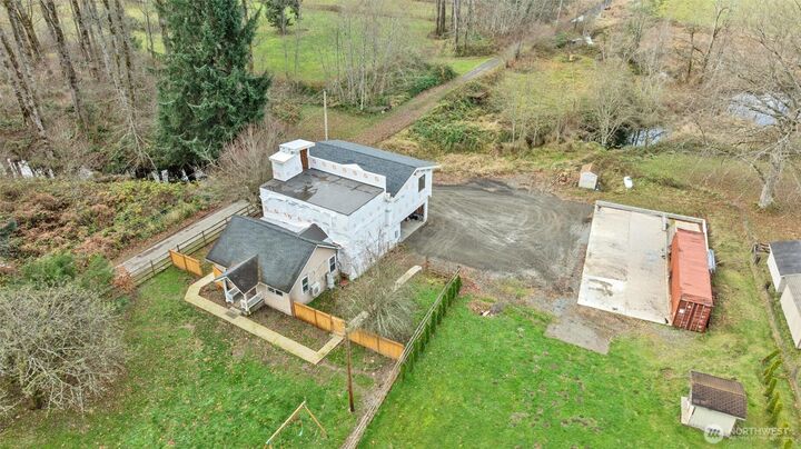 House for sale in North Bend: 42714 SE 100th St, North Bend, WA 98045