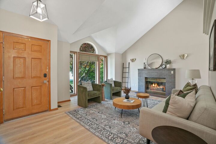 4 bed Spokane Valley home for sale: 3838 S Loretta Dr, Spokane Valley ...